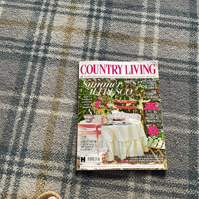 COUNTRY LIVING MAGAZINE August 2024 Issue Read Once £2.25 - PicClick UK