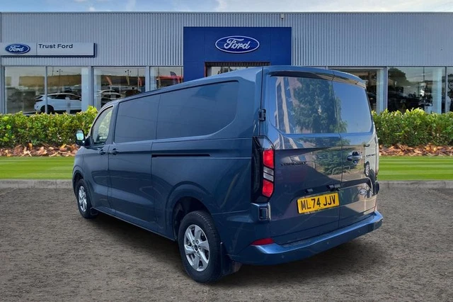 FORD TRANSIT CUSTOM 300 L2 FWD 2.0 EcoBlue 136ps H1 Limited Manual Van ...