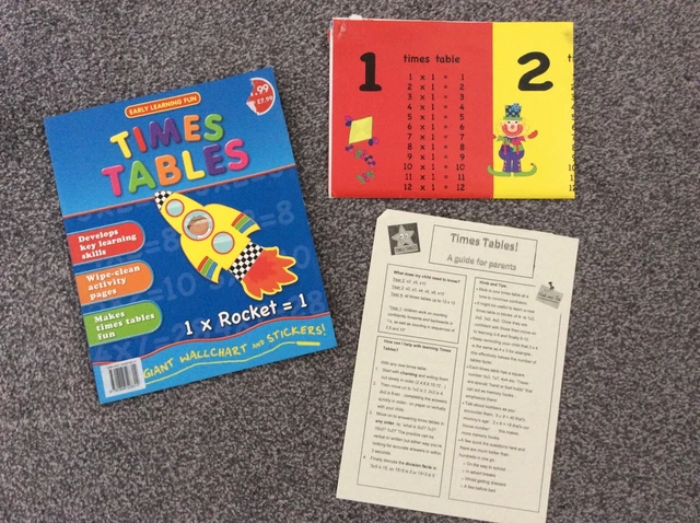 TIMES TABLES BOOK and giant wall chart EUR 1,15 - PicClick IT