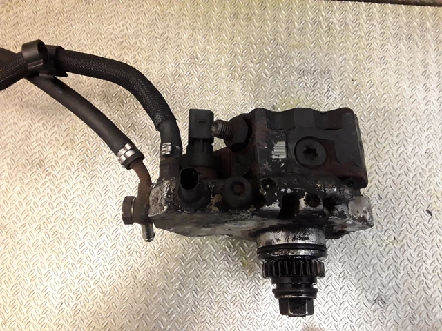 MERCEDES BENZ W245 B 200 CDI High Pressure Fuel Pump 6400700701 EUR 55 ...