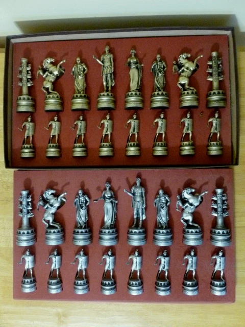 VTG. CLASSIC GAMES Collector's Series Chess Set Ancient Rome 264 BC -14 ...