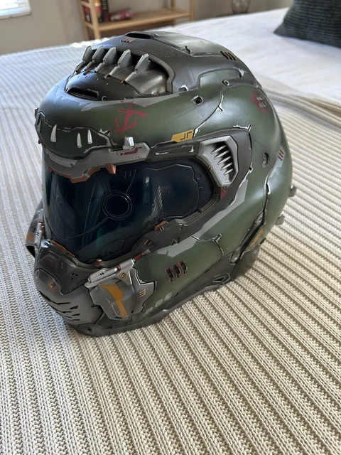 DOOM ETERNAL COLLECTOR | Doom Slayer Wearable Helmet £231.11 - PicClick UK