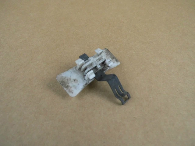 MERCEDES W124 LIMO Kombi Befestigung Clips Beplankung Tür oben ...