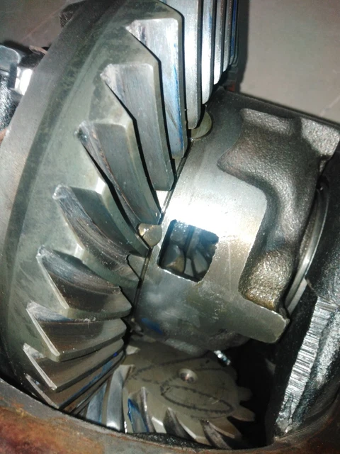 TOYOTA HIACE HILUX LAND CRUISER PRADA L Differenziale posteriore LSD ...