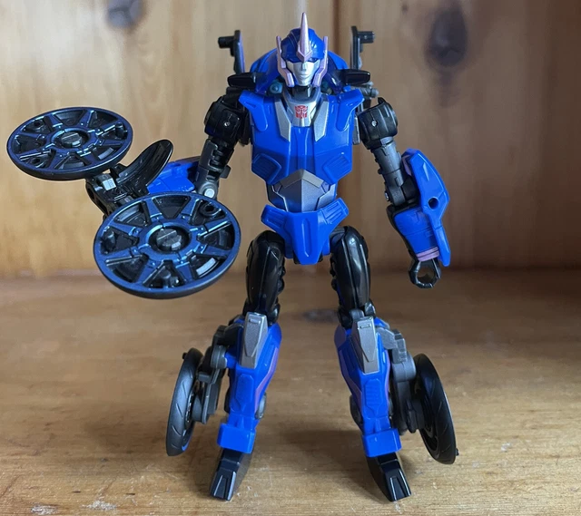 TRANSFORMERS GENERATIONS LEGACY Deluxe Class Prime Universe Arcee 96% ...