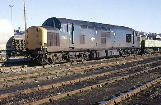 ORIGINAL COLOUR SLIDE of 37102 BR class 37 diesel loco £2.25 - PicClick UK