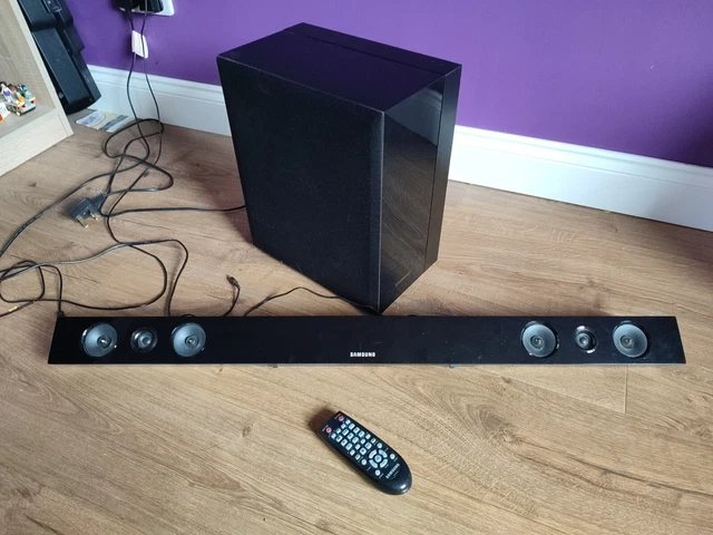 SAMSUNG CRYSTAL SURROUND AirTrack Soundbar (Sound Bar) and Subwoofer HW ...