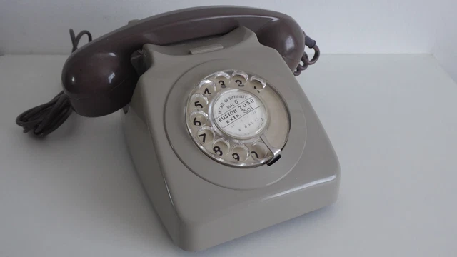 ORIGINAL VINTAGE GPO/BT 746 Two Tone TELEPHONE, Rotary Dial, WORKING £ ...