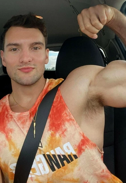 SHIRTLESS MALE MUSCULAR Beefcake Flexing Arm Bicep Arm Pit Hunk PHOTO ...