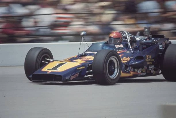 INDIANAPOLIS 500 AL Unser Sr in action during race at Indianapolis- Old ...