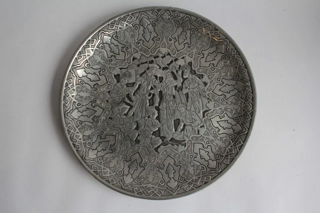PLAT MÉTAL ARGENTÉ repoussé gravé Iran Qadjar Perse XIXe siècle (61877 ...