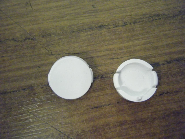 SWIFT GROUP CARAVAN/MOTORHOME Wheelspat Screw Cap - White - FREE P&P £3 ...