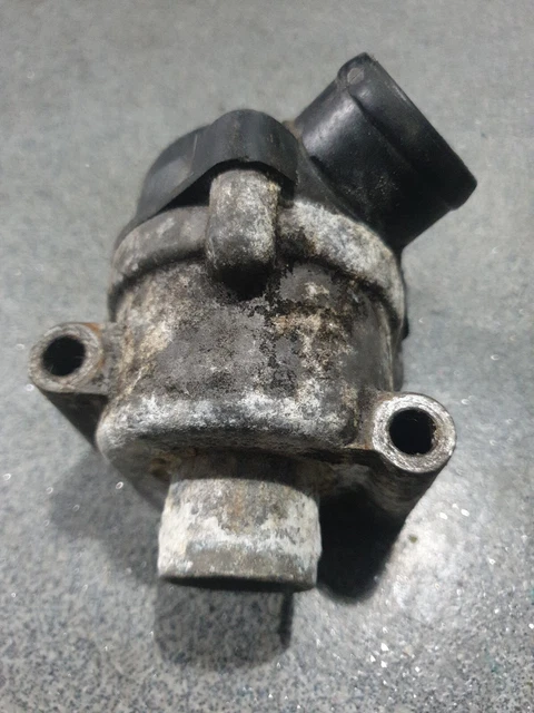 MERCEDES-BENZ W124 W123 W201 Thermostat Housing M102 Motor 1022030373 ...