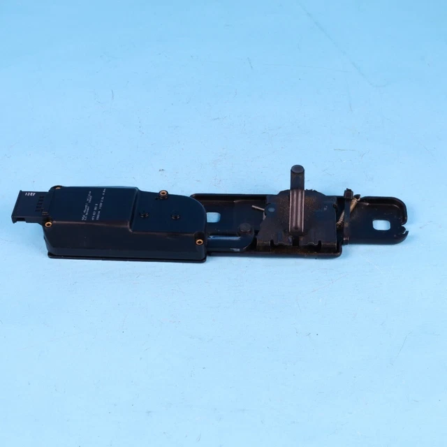 AUDI A6 4F Avant Zuziehhilfe elektrische Heckklappe 4F9827383B ...