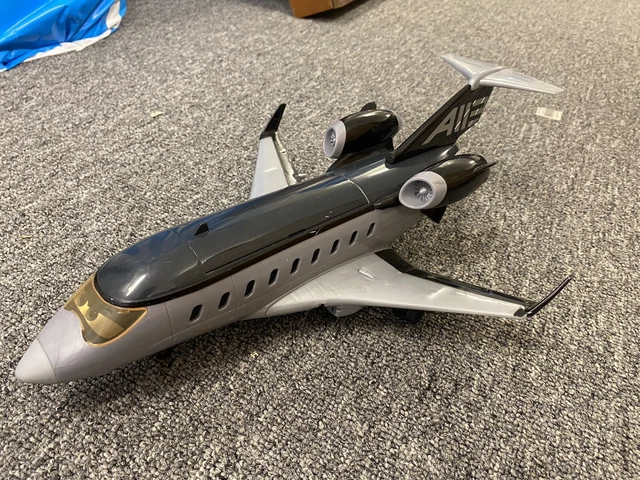 DISNEY PIXAR CARS 2 Siddeley The Spy Jet Transporter Mattel Toy #V4794 ...