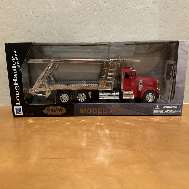 NEWRAY NEW RAY Car Transporter Long Hauler Truck Peterbilt Model 379 1: ...