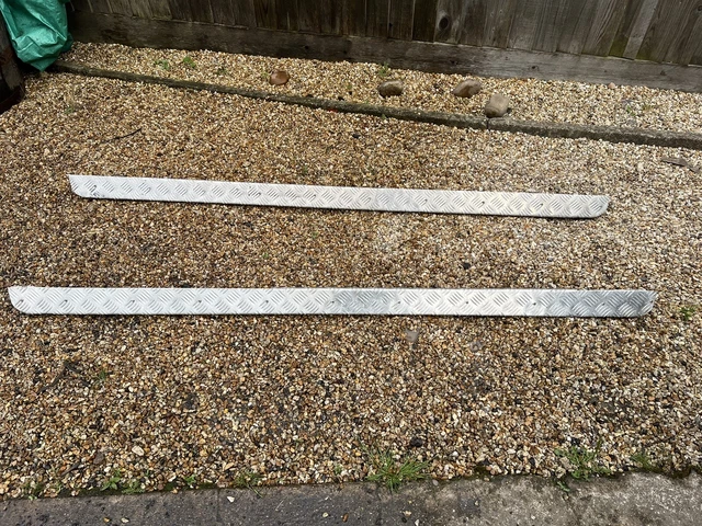 LAND ROVER DEFENDER 110 5 Door Genuine Sills + Chequer Plate Sill ...