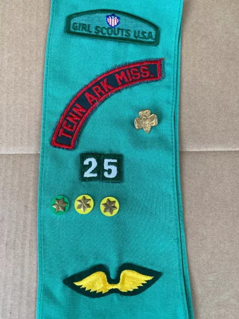 Vintage Girl Scouts Usa 1960s Sash With Merit Badges Patches Pins £21