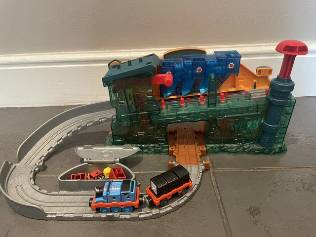 THOMAS THE TANK Engine - Sodor Steamworks Track Set £10.00 - PicClick UK