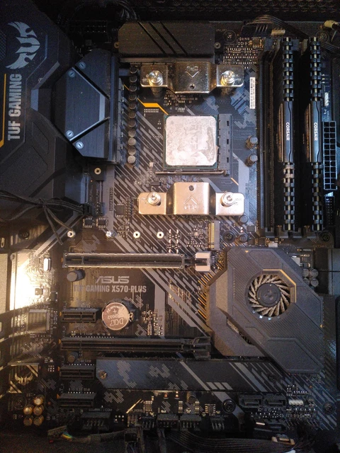 ASUS TUF GAMING X570-Plus AMD X570 Socket AM4 ATX PCIe 4 USB 3.2 S/PDIF ...