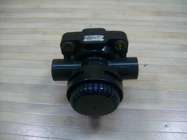 ZAWÓR PRZEKAŹNIKOWY RELAY Valve Relaisventil Mercedes Actros 9730060030 ...