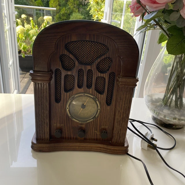 VINTAGE CASIO REPRODUCTION Wooden Radio/ Cassette Player £63.12 ...