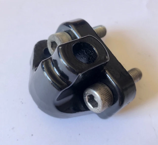 KAWASAKI RH ENGINE Frame Mount ZXR400 ZXR 400 91-99 L1-L9 - 32029-1837 £20.00 - PicClick UK