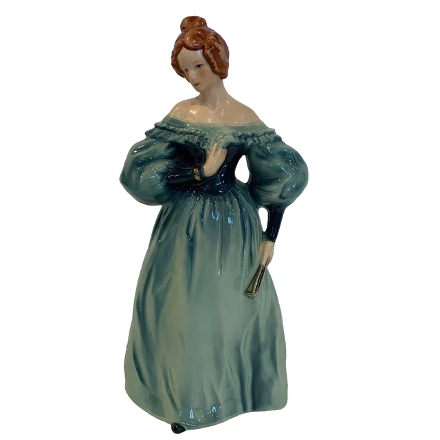 VINTAGE GOEBEL WEST Germany Figurine Lady Demure Elegance 1835 Figurine ...