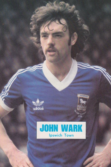 FOOTBALL PHOTO>JOHN WARK Ipswich Town 1970s £2.50 - PicClick UK
