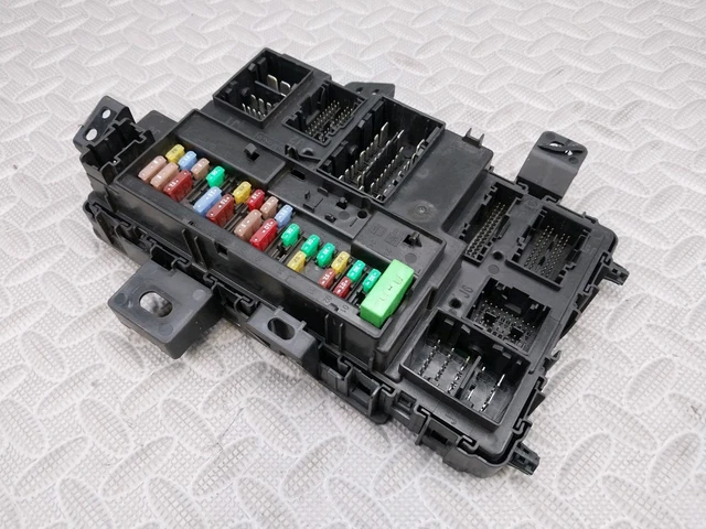 FORD TRANSIT CUSTOM Transit MK8 BCM BODY CONTROL MODULE FUSE BOX KK3T ...