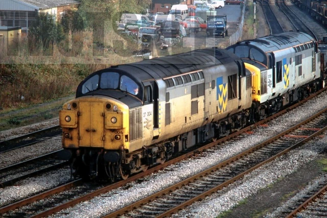 35MM SLIDE BR British Rail Diesel Loco Class 37 37004 1991 Hereford ...