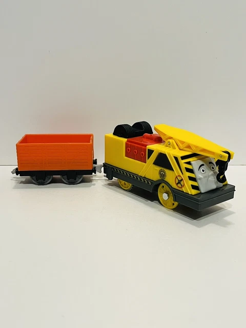 THOMAS TRACKMASTER REVOLUTION Trackmaster KEVIN battery train Motorised ...