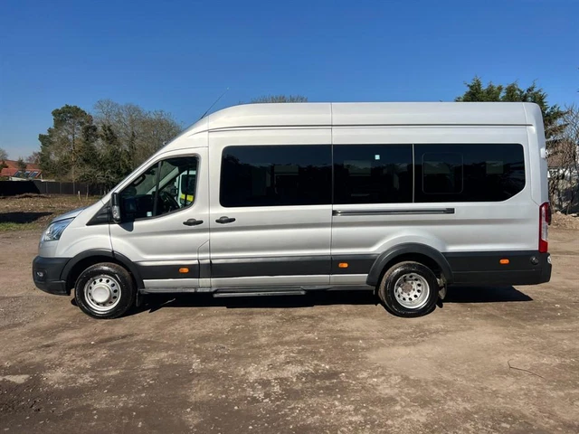 2019 FORD TRANSIT 460 TREND ECOBLUE 17STR BUS Minibus Diesel Manual £ ...