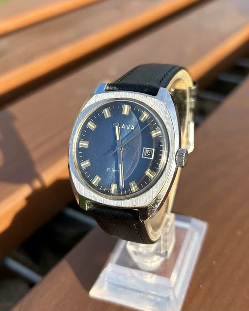 VINTAGE SOVIET WATCH Slava Made In USSR Mechanical Wristwatch 1980s ...