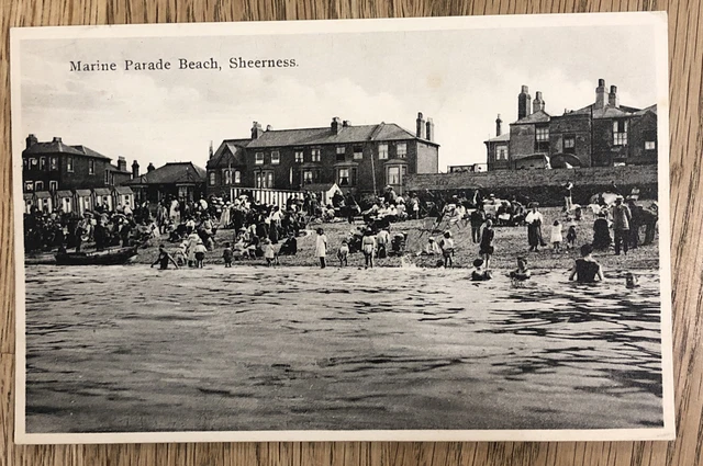 POSTCARD SHEERNESS MARINE Parade Beach £2.50 - PicClick UK