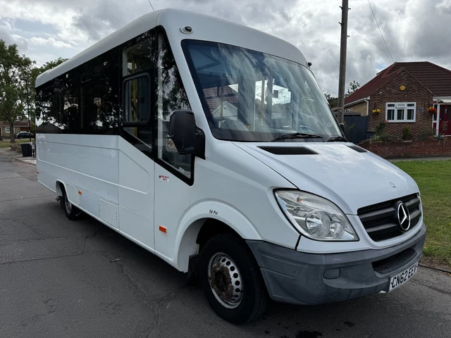 2012 (62) MERCEDES Sprinter TREKA 513 Minibus Welfare Bus Auto - ULEZ ...