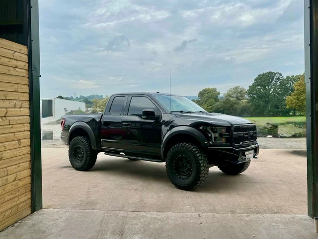 FORD F150 DERANGED Raptor Automatic Petrol 600HP UK Built Monster ...