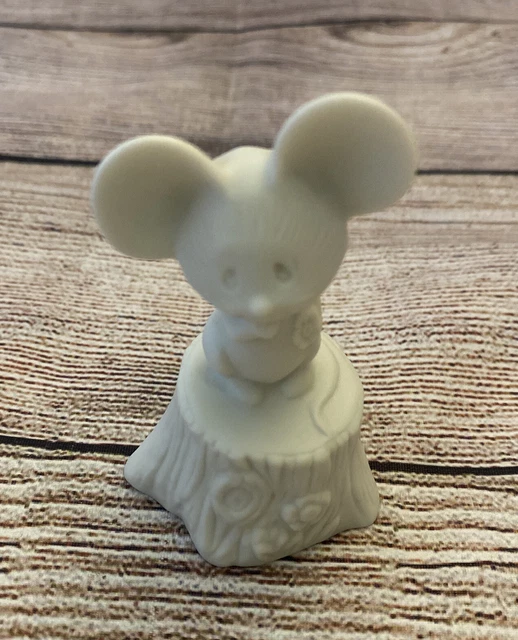 VINTAGE “LITTLE GALLERY” Mouse Figurine By Hallmark 1975 White Bisque ...