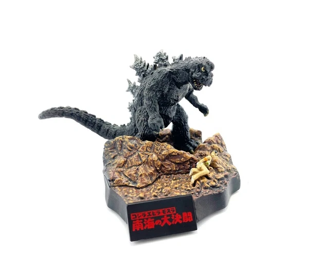 GODZILLA 1966 MINI-DIORAMA - Bandai Complete Works Sealed EUR 30,00 ...