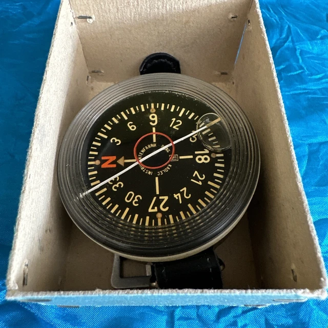 WW2 GERMAN LUFTWAFFE Flight Crew Wrist Compass Unissued in box AK39 £ ...