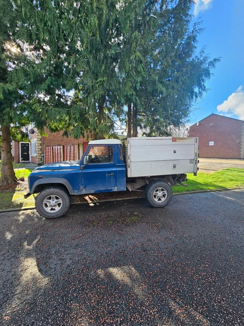 LAND ROVER DEFENDER 110 Tipper £10,495.00 - PicClick UK