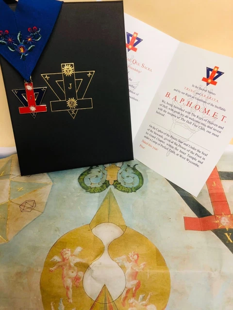 HELL FIRE CLUB Initiation Secret Symbols Jewel Badge Membership Thelema ...