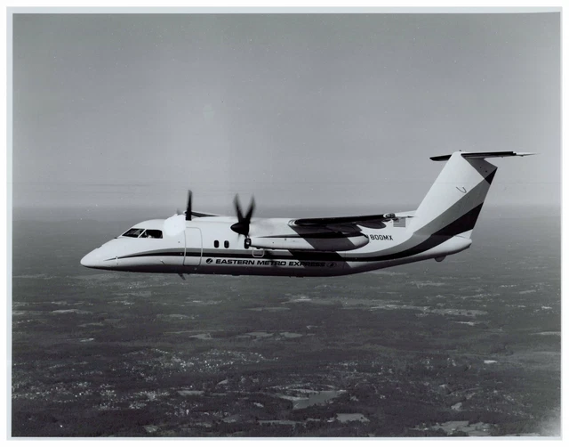 AVION DHC DASH 8 Avion DHC Dash 8 Tirage argentique 19x25 Circa 1980 ...