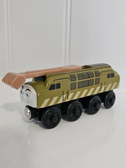 THOMAS TANK ENGINE & Friends Wooden Train Diesel 10 LEARNING CURVE ...