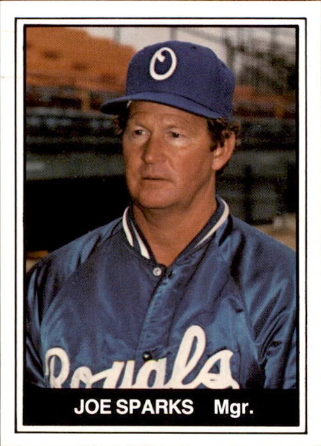 CARTE DE BASEBALL 1982 Omaha Royals TCMA #25 Joe Sparks Manager EUR 14 ...