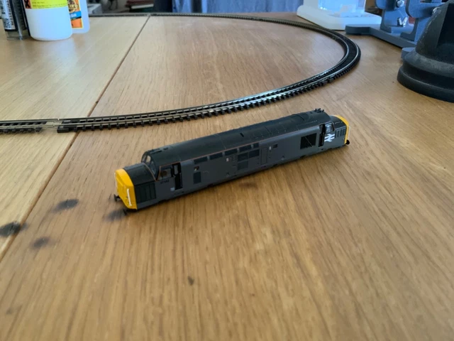 GRAHAM FARISH CLASS 37 Body Only in BR Engineers Grey £35.00 - PicClick UK
