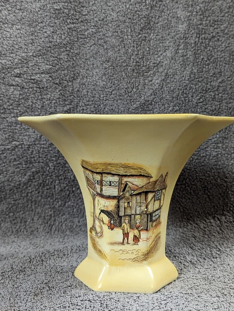 ANTIQUE ENGLISH LANCASTER & Sons Of Hanley Pottery Vase £15.00 ...
