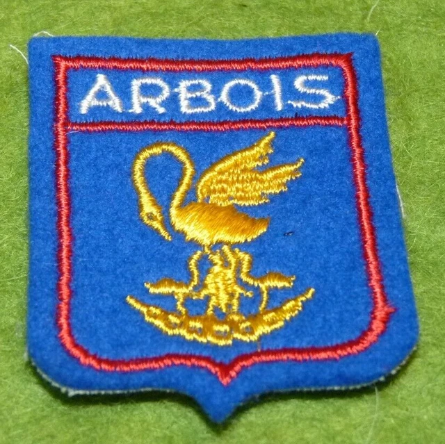 ANCIEN ÉCUSSON À coudre en feutre brodé blason d'Arbois Neuf Vintage patch EUR 5,00 - PicClick FR