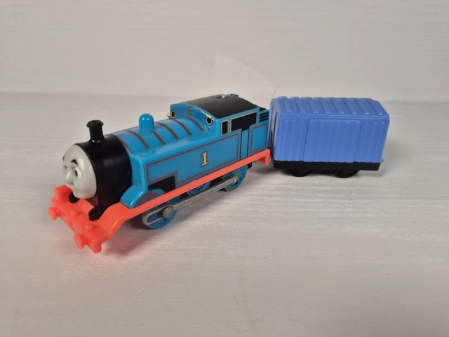 TRACKMASTER LIGHT UP Thomas The Tank Engine Motorised Hyperglow Train ...