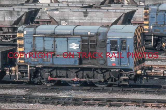 UK RAILWAY PHOTOGRAPH Of Class 08 Shunter 08243. Rm08-833 £1.70 ...